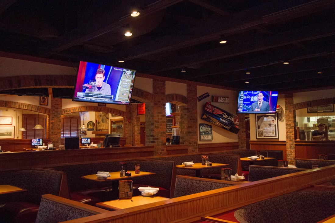 Damon’s Grill Technology Makeover » Case Study » Hoishik